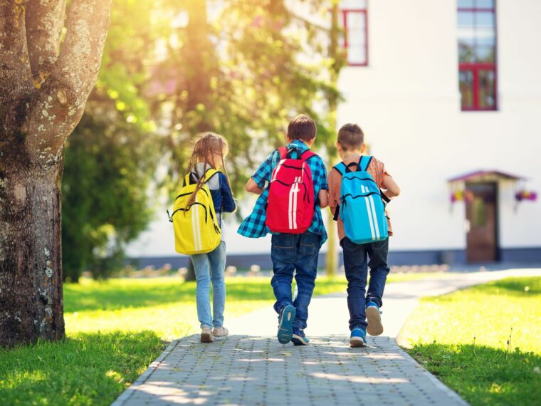 School Pick Up Is a Pain. Why Can't Kids Self-Dismiss? - Let Grow